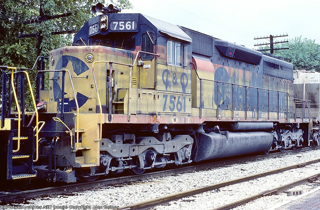 C&O SD-40 7561